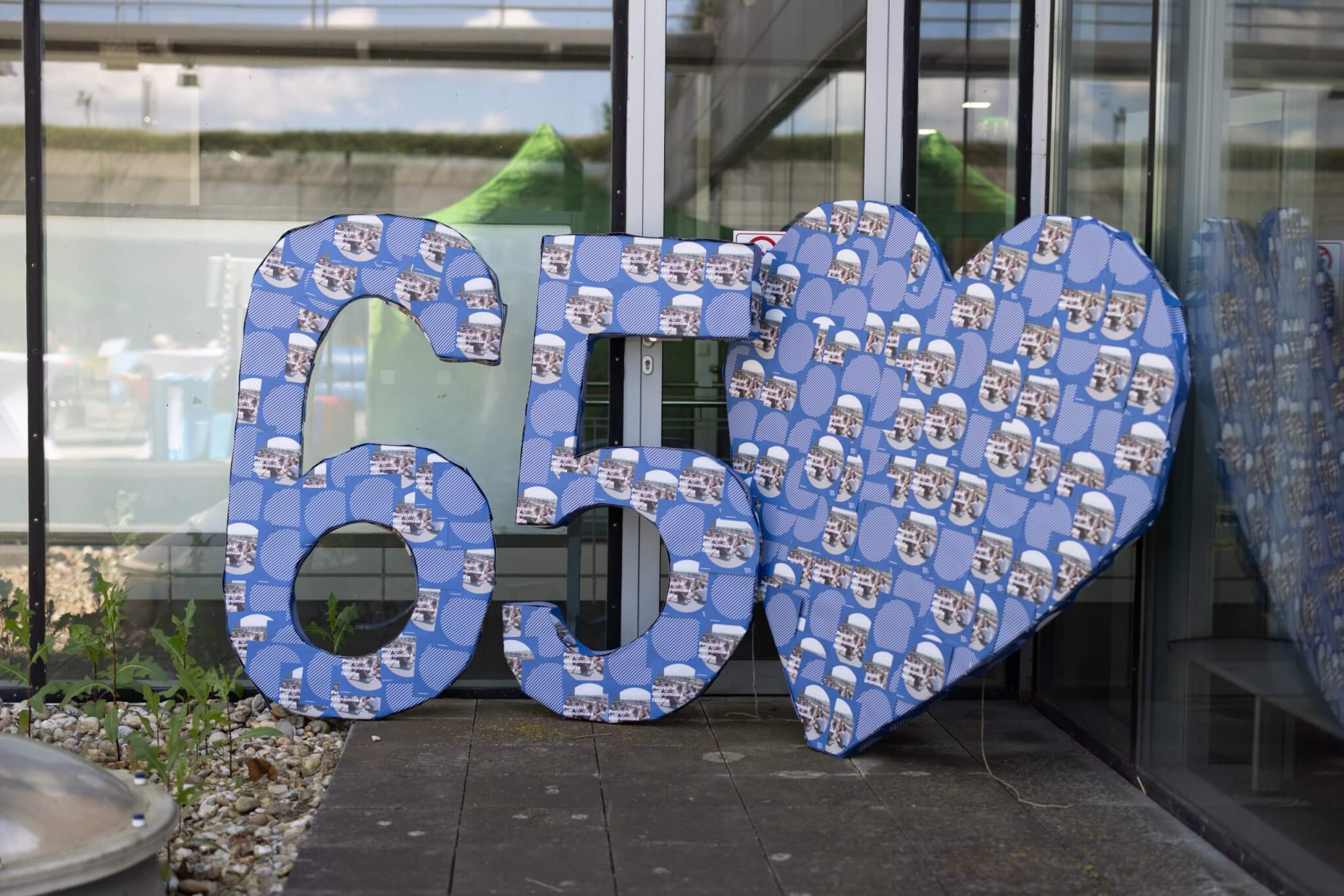 Provozně ekonomická fakulta MENDELU letos oslavila 65 let